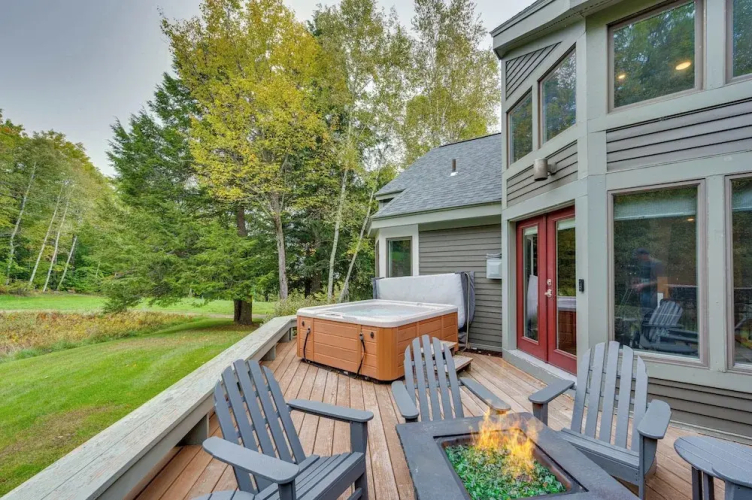 Ski-in Condo W/ Hot Tub On Burke Mtn Slopes! - Burke Mountain, VT