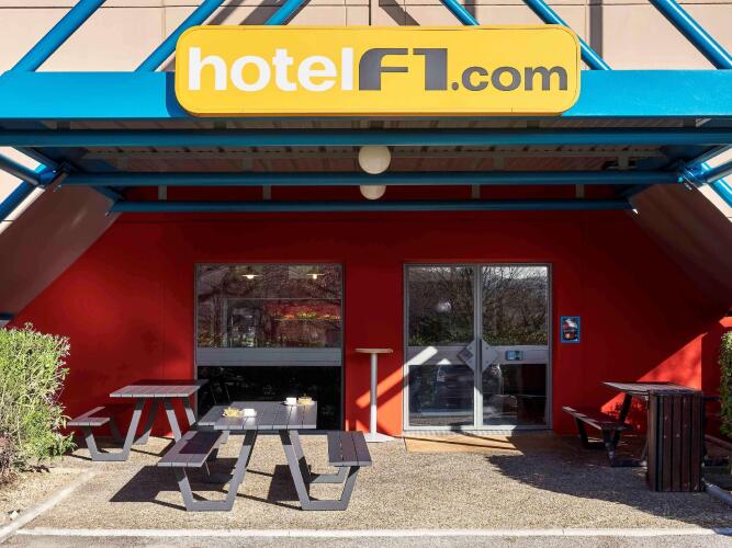 Hotelf1 Louviers (Rénové) - Val-de-Reuil