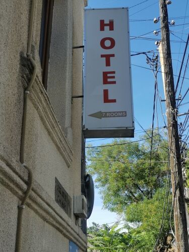 7 Rooms - Tiflis