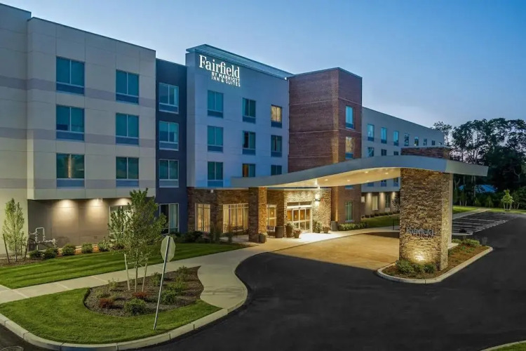 Fairfield Inn & Suites By Marriott Somerset - Bristol, RI