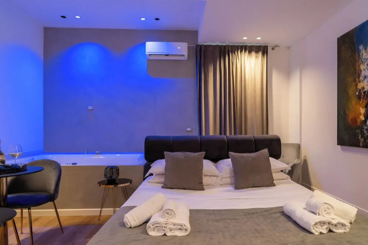 Four Luxury Suite - Palermo, Italy