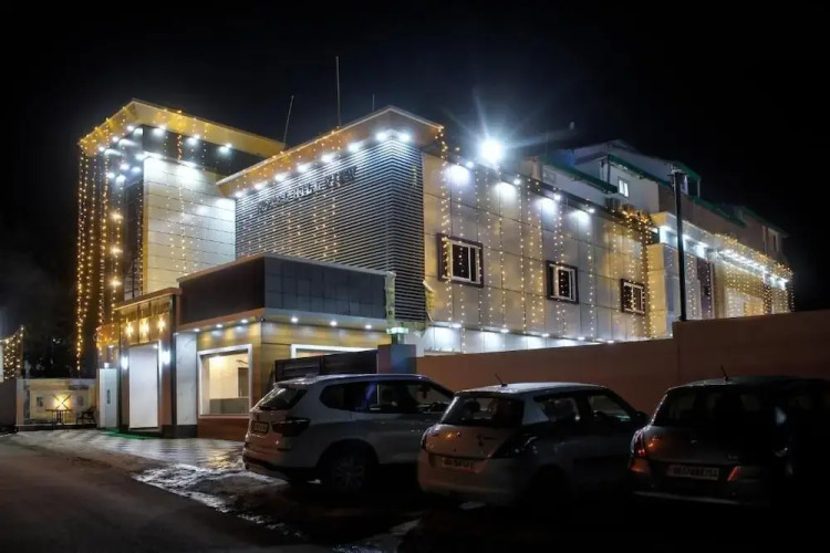 Hotel Hill View - Dehradun