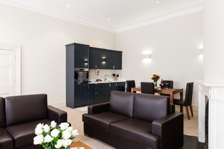 Suffolk Lane - Hertfordshire