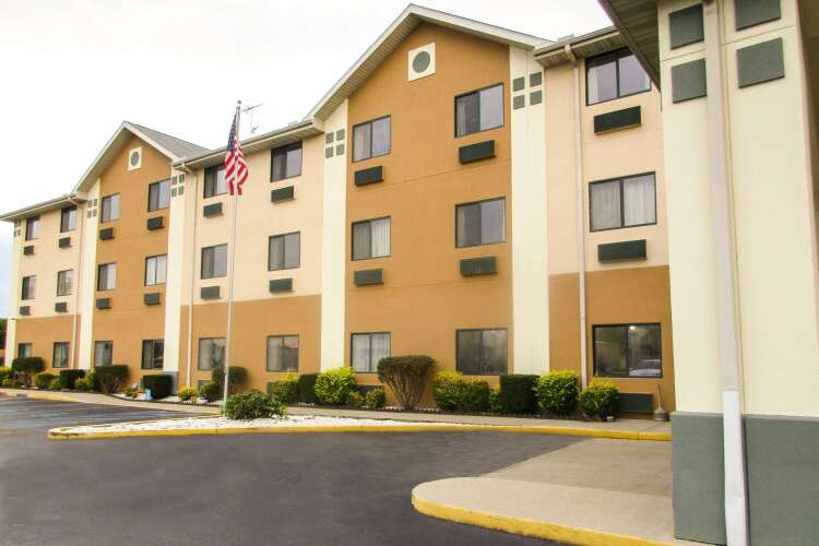 Quality Inn - Union Pier, MI