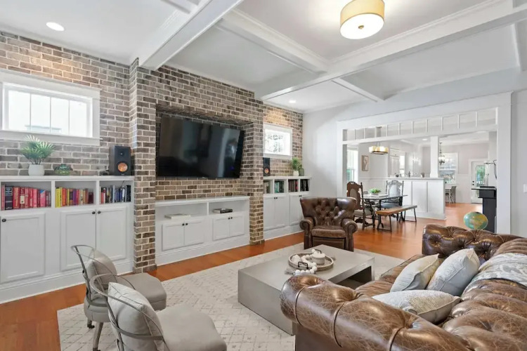 Sunset Bungalow With Hot Tub - 6ppl - Tampa