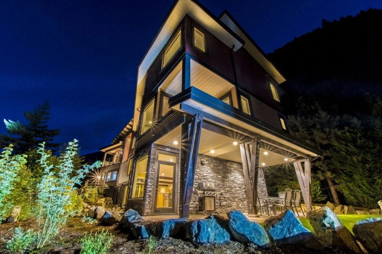 The Lodge On Harrison Lake - Harrison Hot Springs
