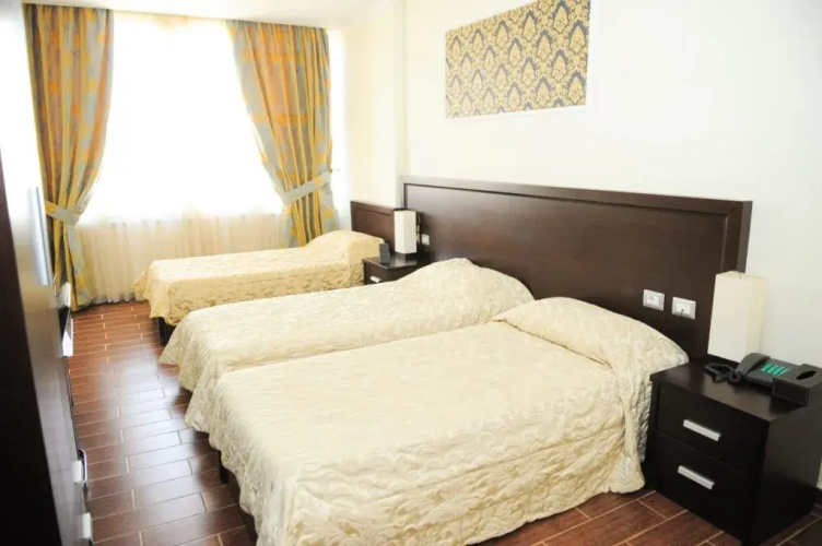 Hotel Leonardo - Durrës