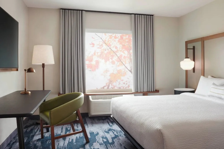 Fairfield By Marriott Inn & Suites Portland Newberg - Dundee, OR