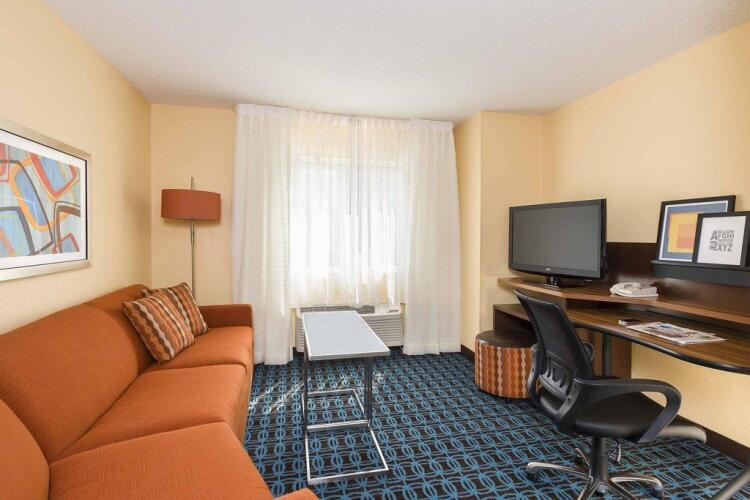 Fairfield Inn & Suites Mansfield Ontario - Mansfield, OH