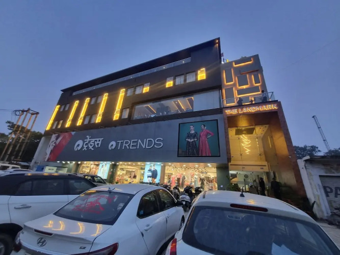 Hotel The Landmark - Chhatarpur