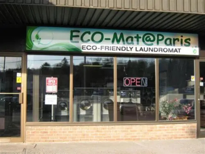 Paris Plaza - Ontario