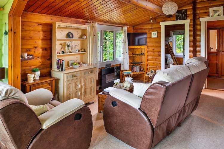 Log Cabin In Snowdonia Near Rhinog Mountains - Gwynedd