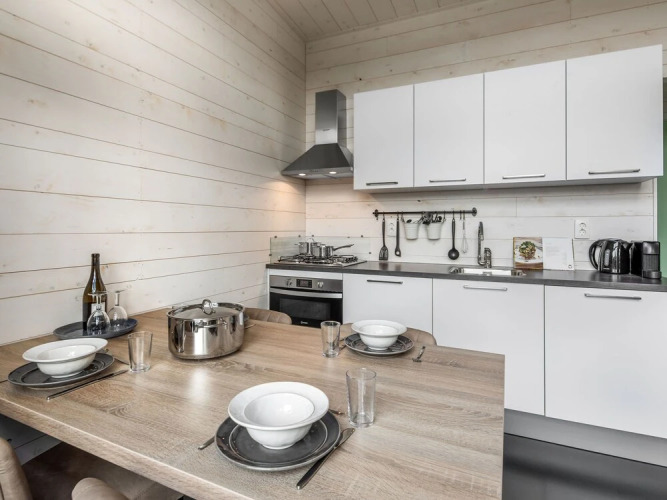 Modern Waterfront Lodge, Located Within Green Surroundings - Zeeland