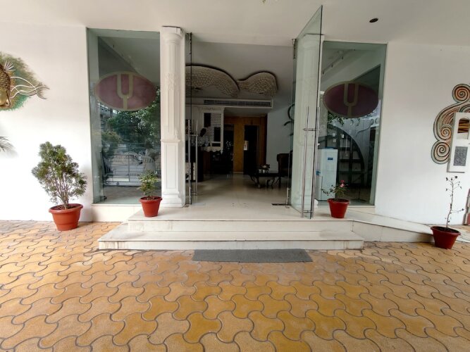 The Sky Imperial Hotel Yahvi - Vadodara