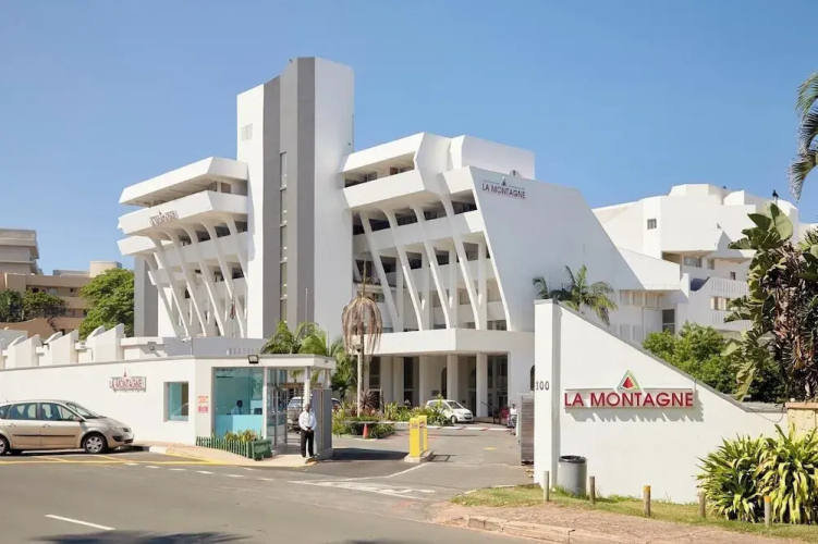 Penthouse 712 At La Montagne By First Private Stays - Ballito
