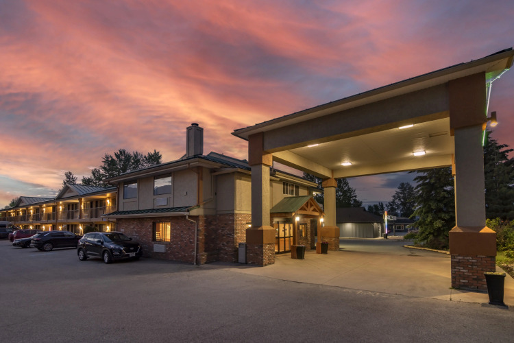 Surestay Plus Hotel By Best Western Salmon Arm - Salmon Arm