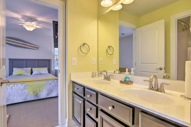 3 Mi To Fenwick Island Beach: Luxe Bungalow - Delaware