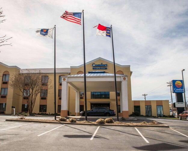 Comfort Inn & Suites Morganton - Morganton, NC