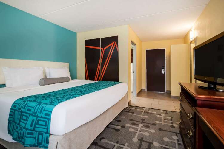 Howard Johnson By Wyndham Saugerties - Woodstock, NY