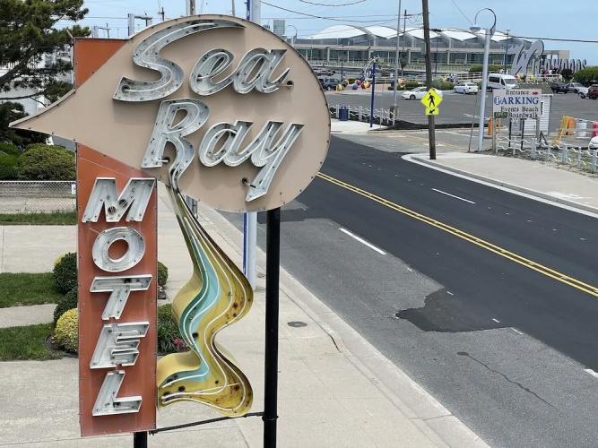 Searay Motel - Stone Harbor, NJ