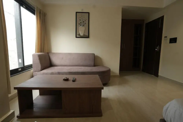 Hotel Ss4 Crystals - Lucknow