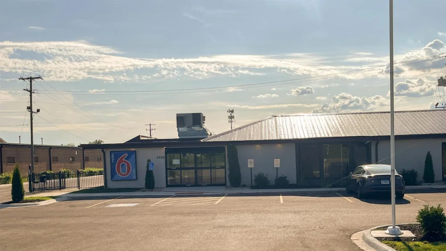 Studio 6 Rockford, Il – Rfd Airport - Rockford, IL