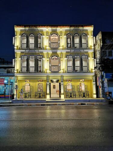 Capzule Bed Phuket - Phuket