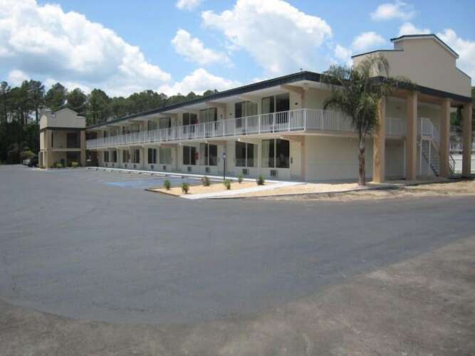 Travelodge By Wyndham Kingsland Ga - Kingsland, GA