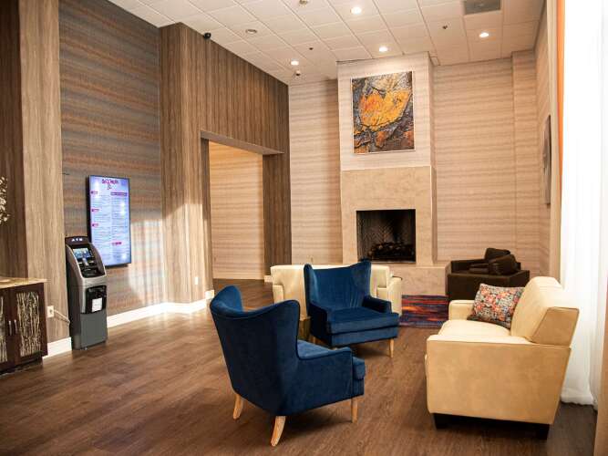 Paradise Stream Resort - Mount Pocono, PA