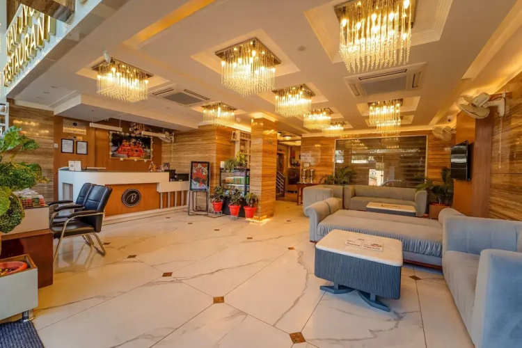 Hotel The Grand Dewan - Katra