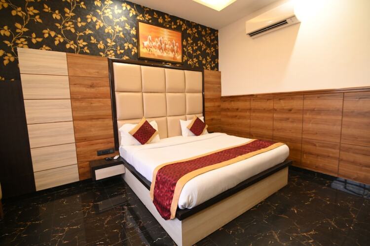 Royal Heritage Hotel & Resort - Ayodhya