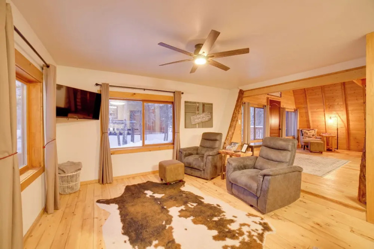 Studio Steps To Kenai River W/ Fire Pit! - Sterling, AK