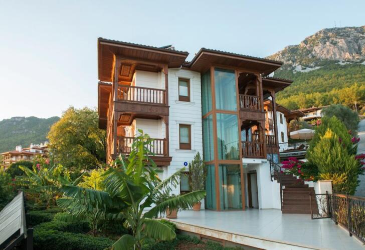 Otel Azmakhan - Akyaka