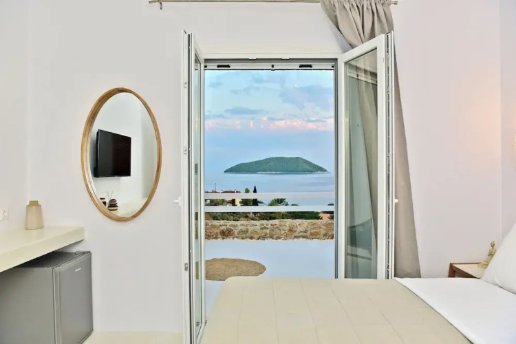 Natura Luxury Villas - Скопелос