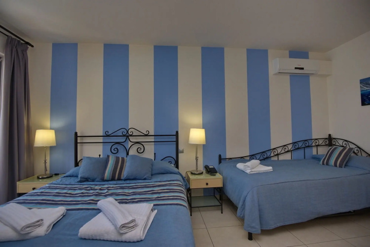 4 Epoches Hotel - Alonnisos