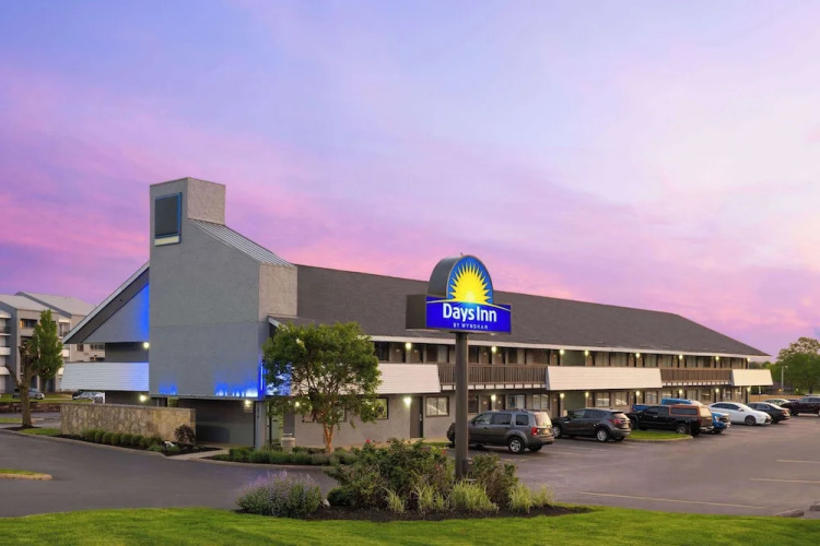 Days Inn By Wyndham Columbus/worthington - Dublin, OH