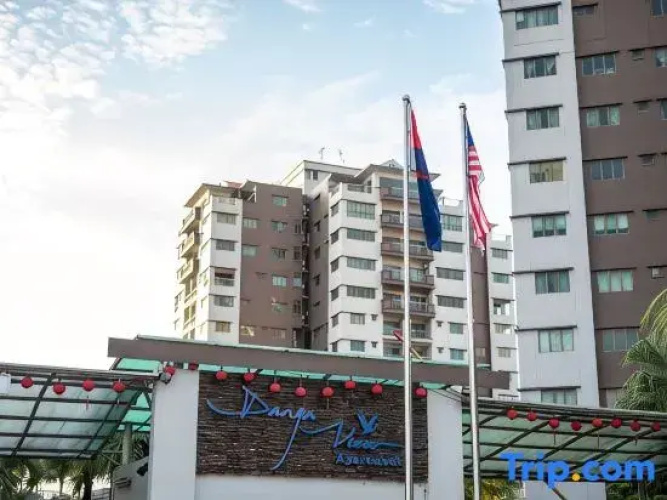 A Modern 3br Home Near Danga Bay, Free Parking - Johor Bahru