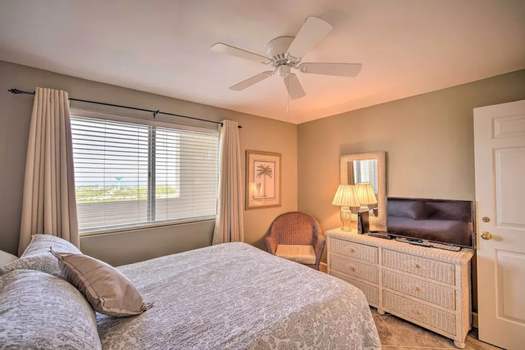 Waterfront Gulf Shores Escape W/ Resort Amenities! - Alabama