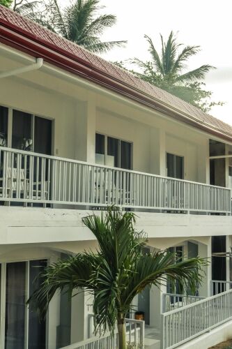 Stunning Republic Beach Resort - El Nido