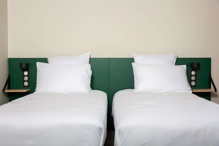Best Western 11bauer Paris Saint-ouen - Saint-Ouen
