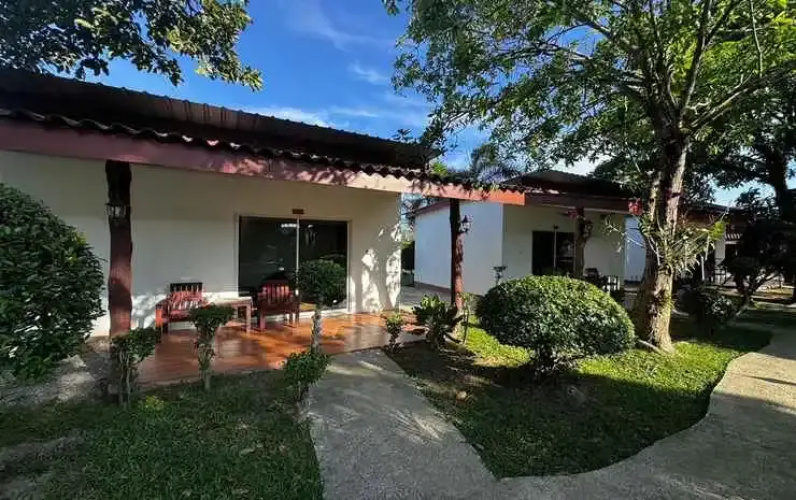 Ozone Resort & Pool Villa - Mueang Phatthalung District