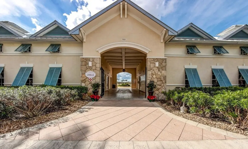 New Luxury Ocean Front 3 Bedroom 2 Bath Condo Sleeps 8 Cinnamon Beach Resort - Flagler Beach, FL