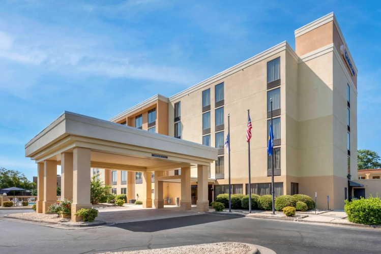 Comfort Inn Elizabeth City Near University - 卡姆登