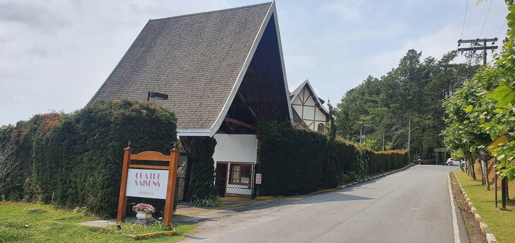 Dúplex Luxo Com Piscina Aquecida, Lareira E Wifi - Campos do Jordão