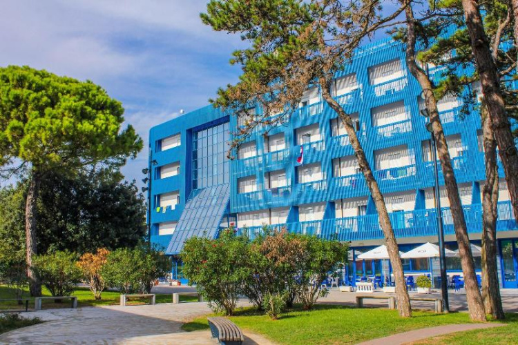 Bella Italia & Efa Village Guest House - Lignano Pineta