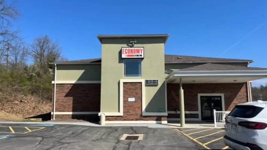 Economy Inn - Pittsburgh Airport - Oakdale, PA