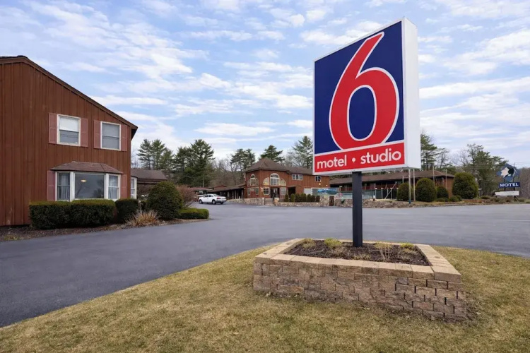 Studio 6 Lake George, Ny - Adirondacks - Glens Falls, NY