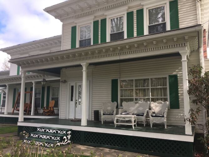 The Colonial Motel - Roxbury, NY