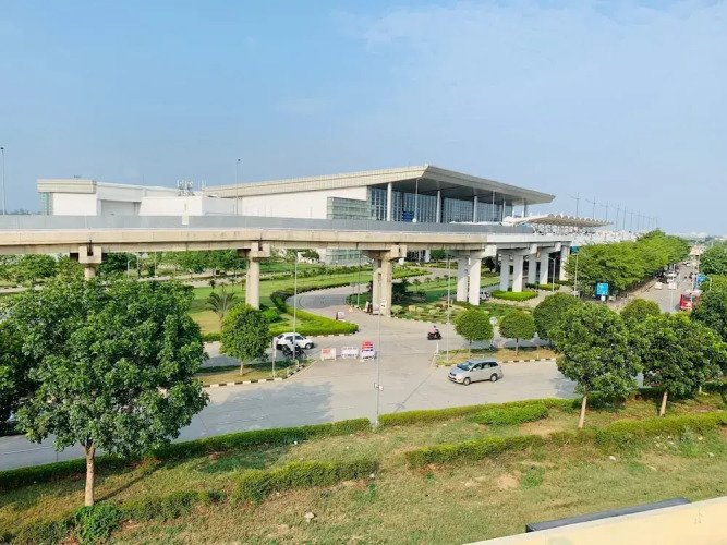 Mahadev Homestay - Chandigarh