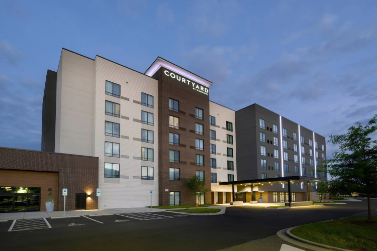 Courtyard By Marriott Charlotte Waverly - 샬럿